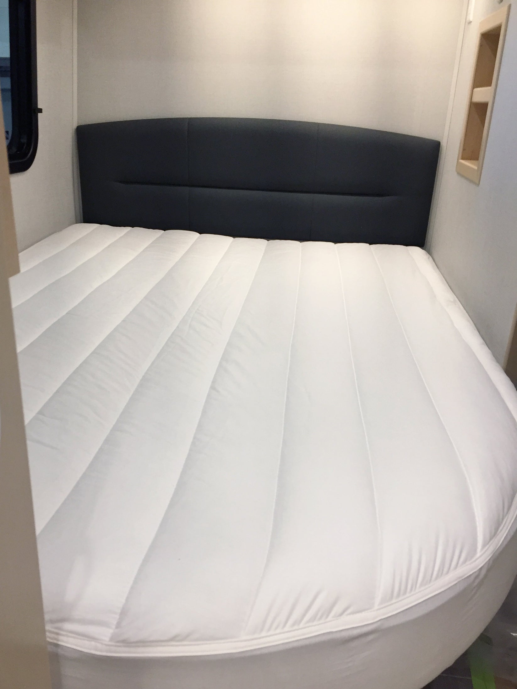 Mattress Pad for Unity Corner Bed – Aurora RV Linens